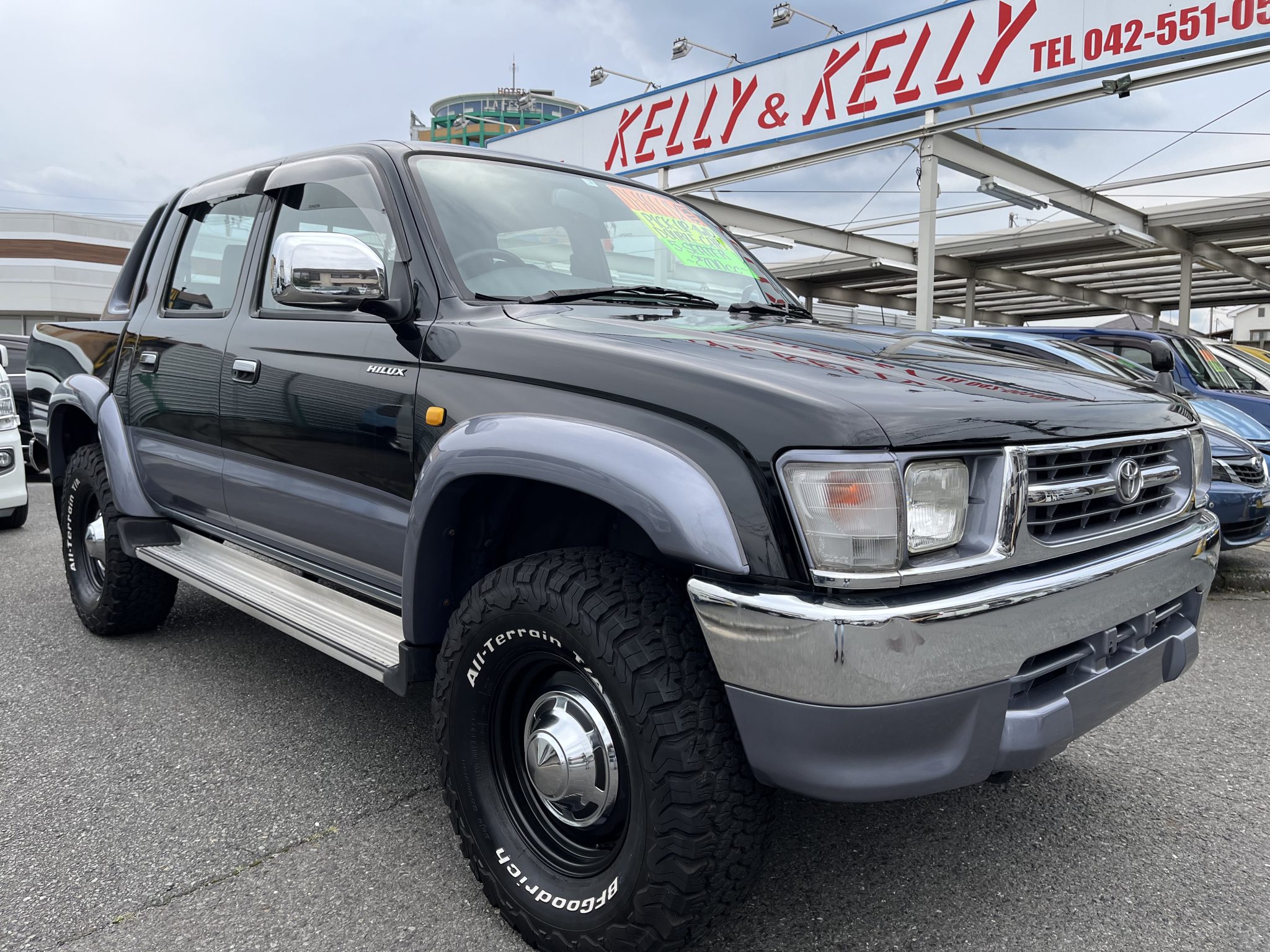 Kelly & Kelly - 2001 Hi Lux Sport Pickup Truck