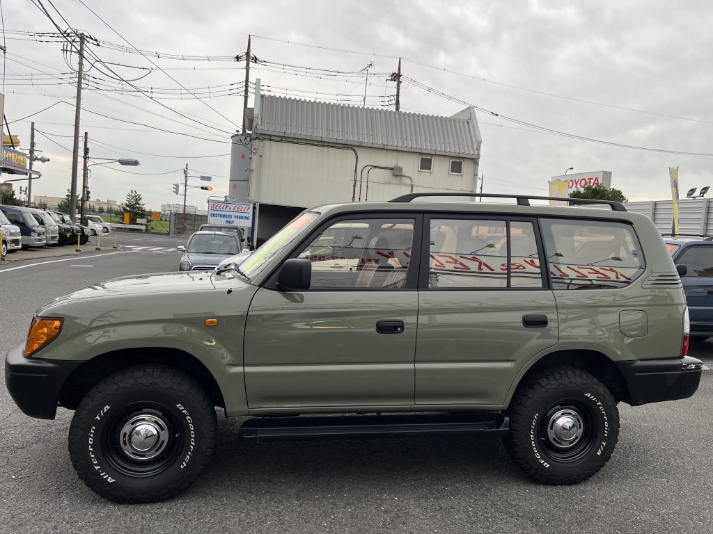 Kelly & Kelly - 2001 Landcruiser Prado 4WD TX