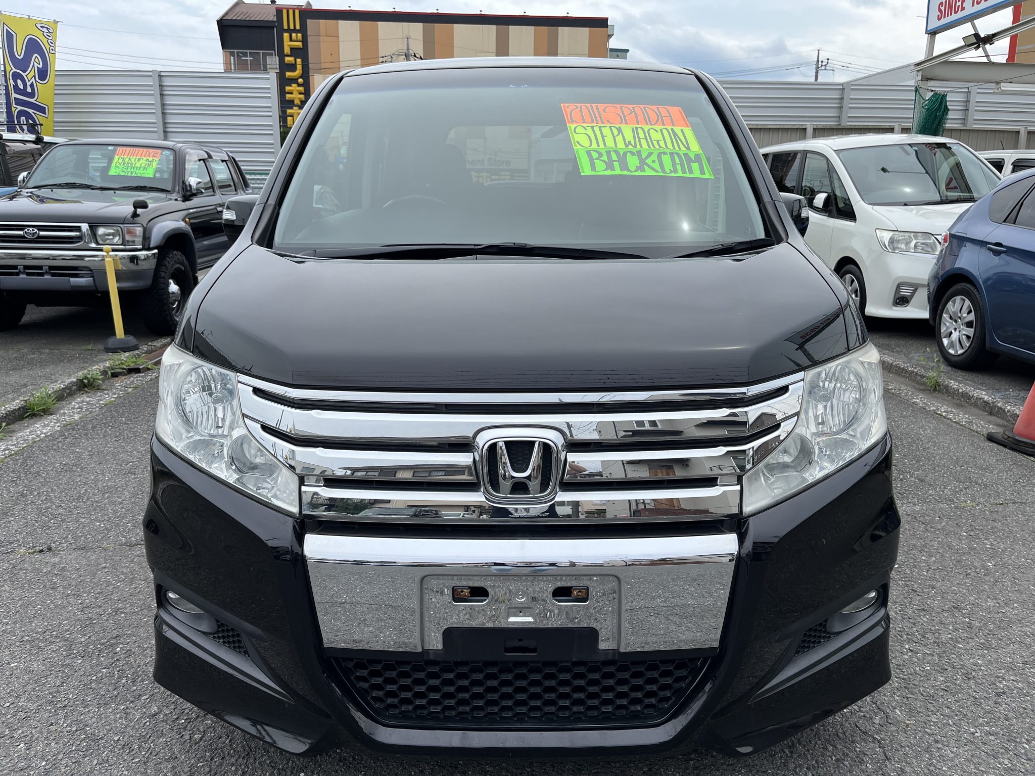 Kelly & Kelly - 2011 Stepwagon SPADA